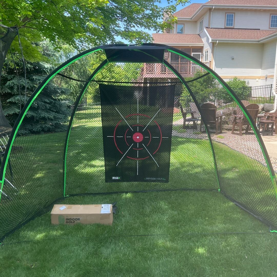 SIGPRO 10 x 7 Rounded Golf Net - Safe Practice with Included Target ...